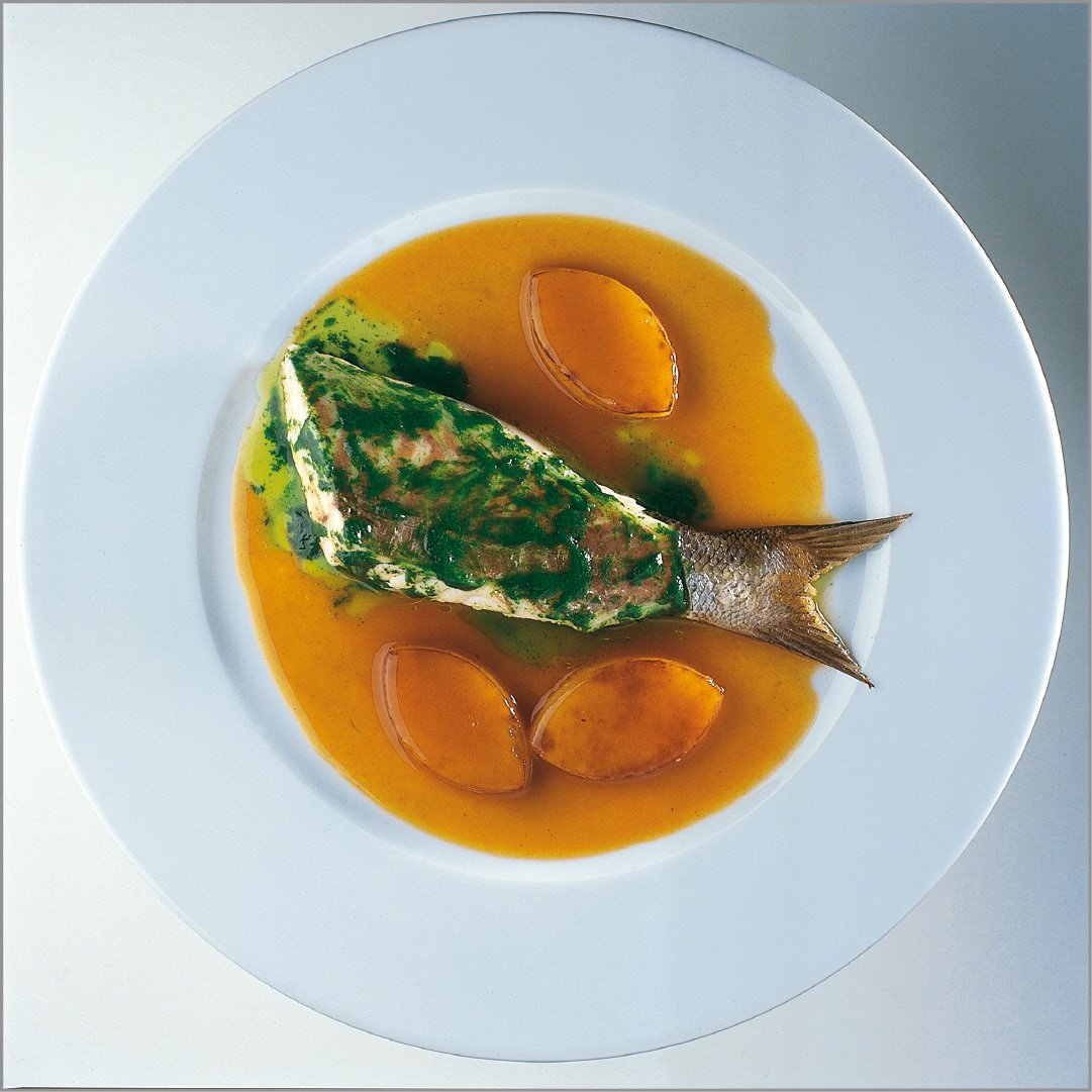 Recette de Poissons de la pêche locale du jour cuits entiers au four ...