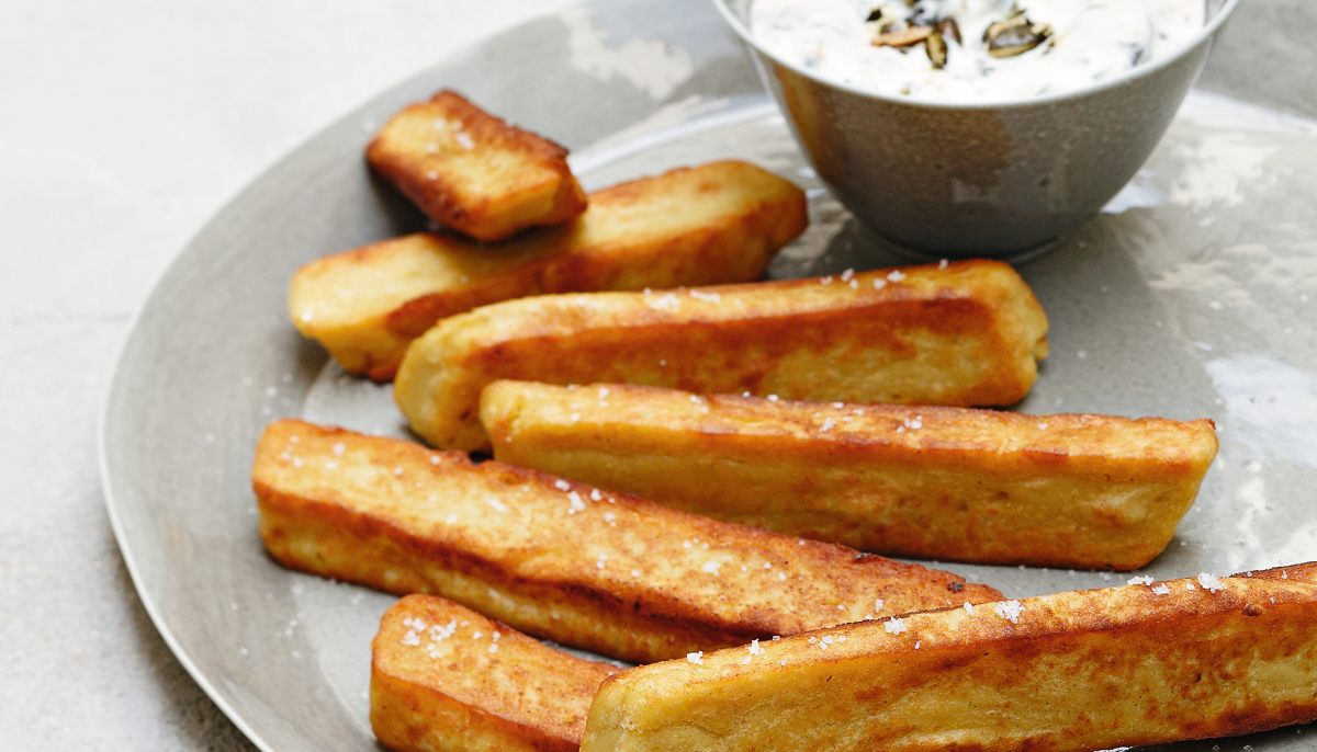 Recette de Panisses croustillantes, condiment de fromage frais aux ...