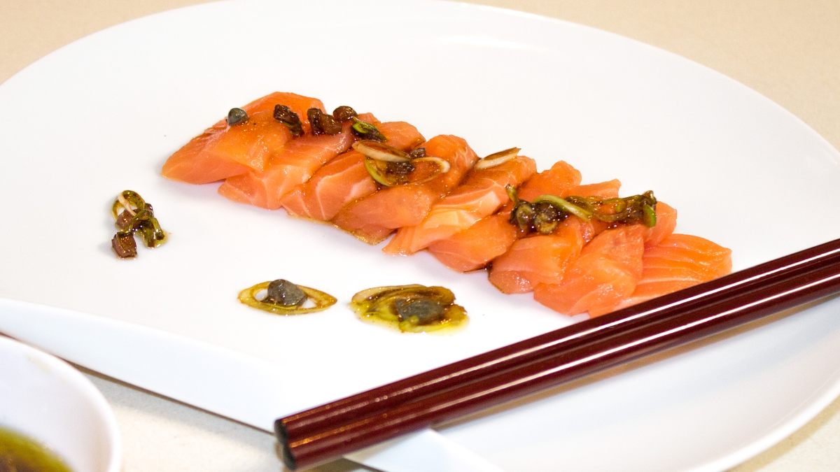 Recette de Sashimi méditerranéen par Alain Ducasse - Académie du Goût