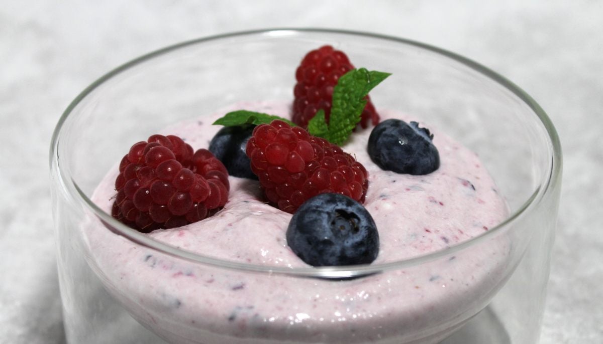 Recette de Mousse de fruits rouges au mascarpone par Alain Ducasse ...