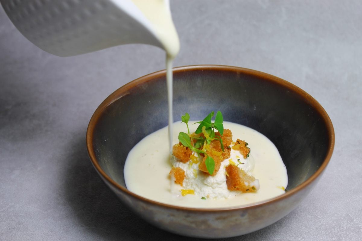 Recette de Velouté de panais, fromage de brebis battu et "parmesan" par ...