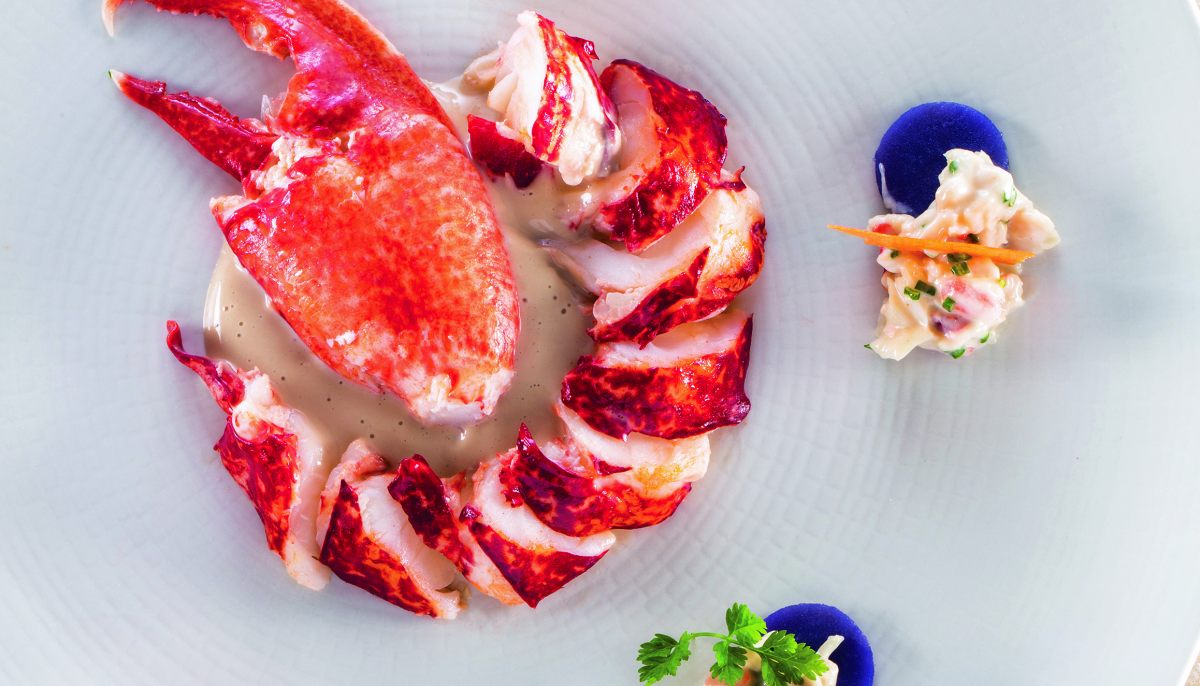 Recette de La salade de homard aux pommes chinoises par Jean Coussau ...