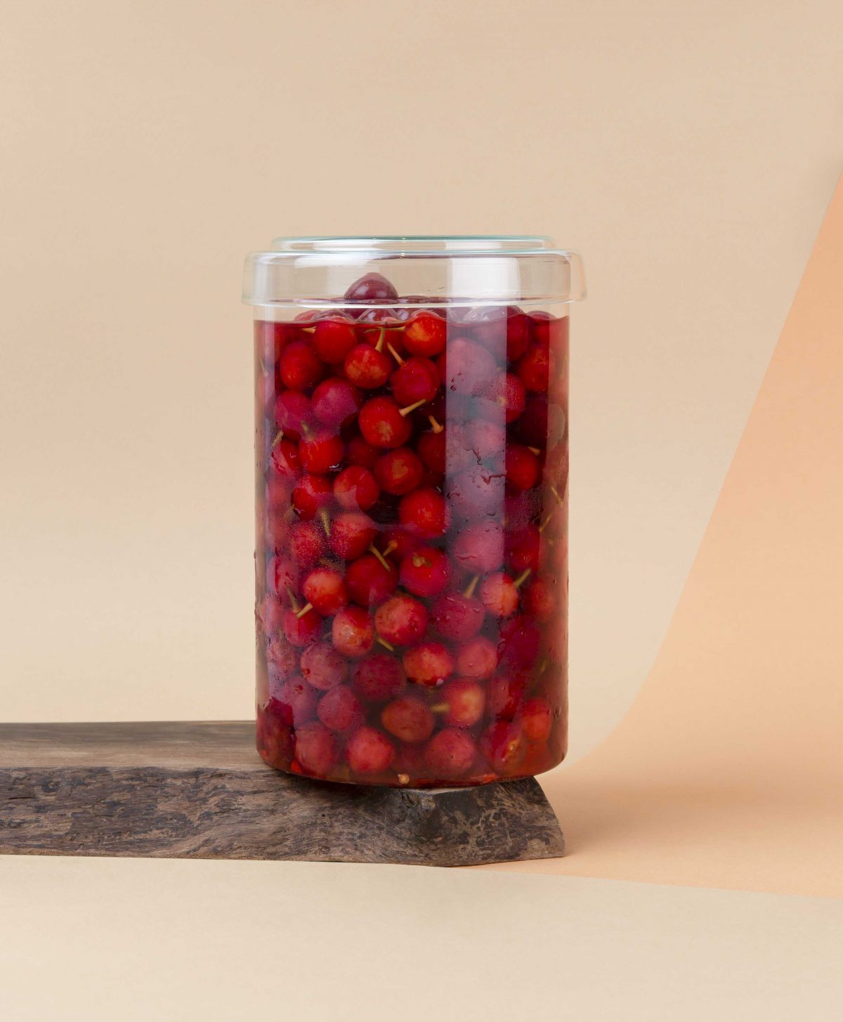 Recette de Cerises à l’eau-de-vie de cerise par Jessica Préalpato ...