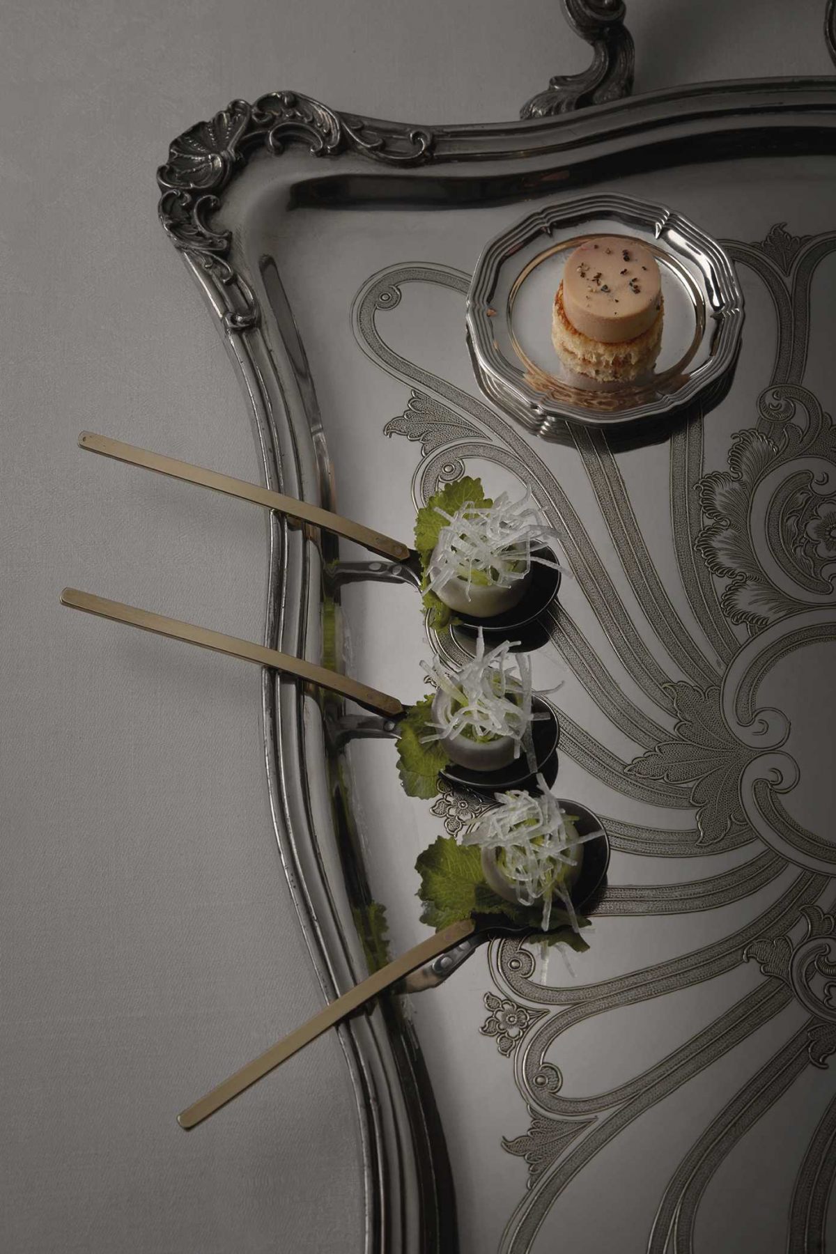 Recette de Navet cuit-cru et fanes par Alain Ducasse - Académie du Goût