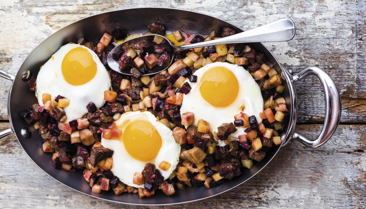 Recette de Pytt i panna, à la suédoise par David Rathgeber - Académie ...