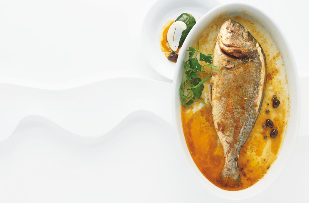 Recette de Poisson de la pêche locale au four, aux olives de nice ...